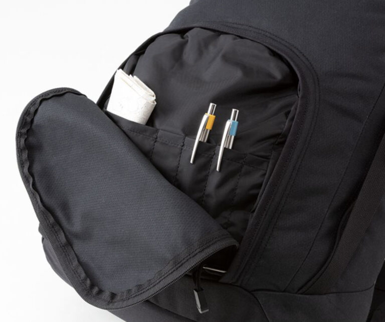 【macpac】コルークラシックは90年代クラシカルな使いやすいドローコード式バックパック【リュックレビュー】 - リュックマン