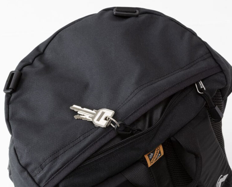 【macpac】コルークラシックは90年代クラシカルな使いやすいドローコード式バックパック【リュックレビュー】 - リュックマン